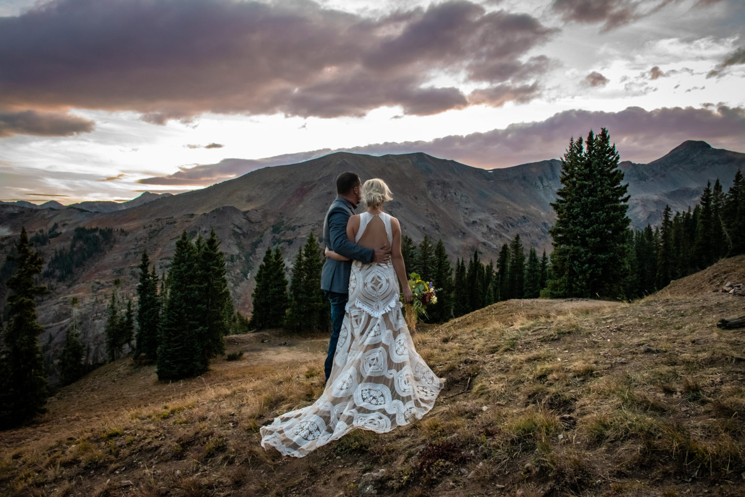 Jessica + Greg Crested Butte Elopement - photographyinthemountains.com