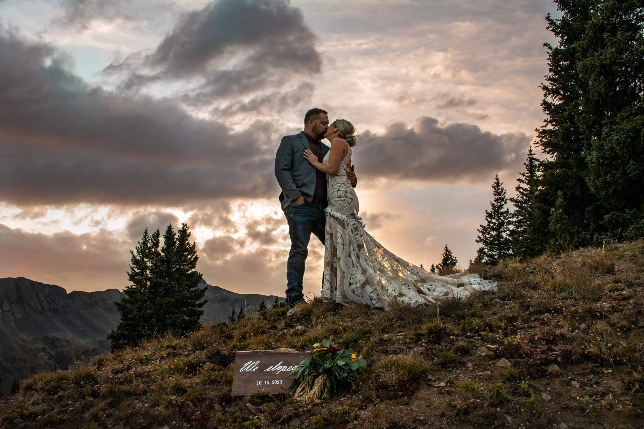 Jessica + Greg Crested Butte Elopement - photographyinthemountains.com
