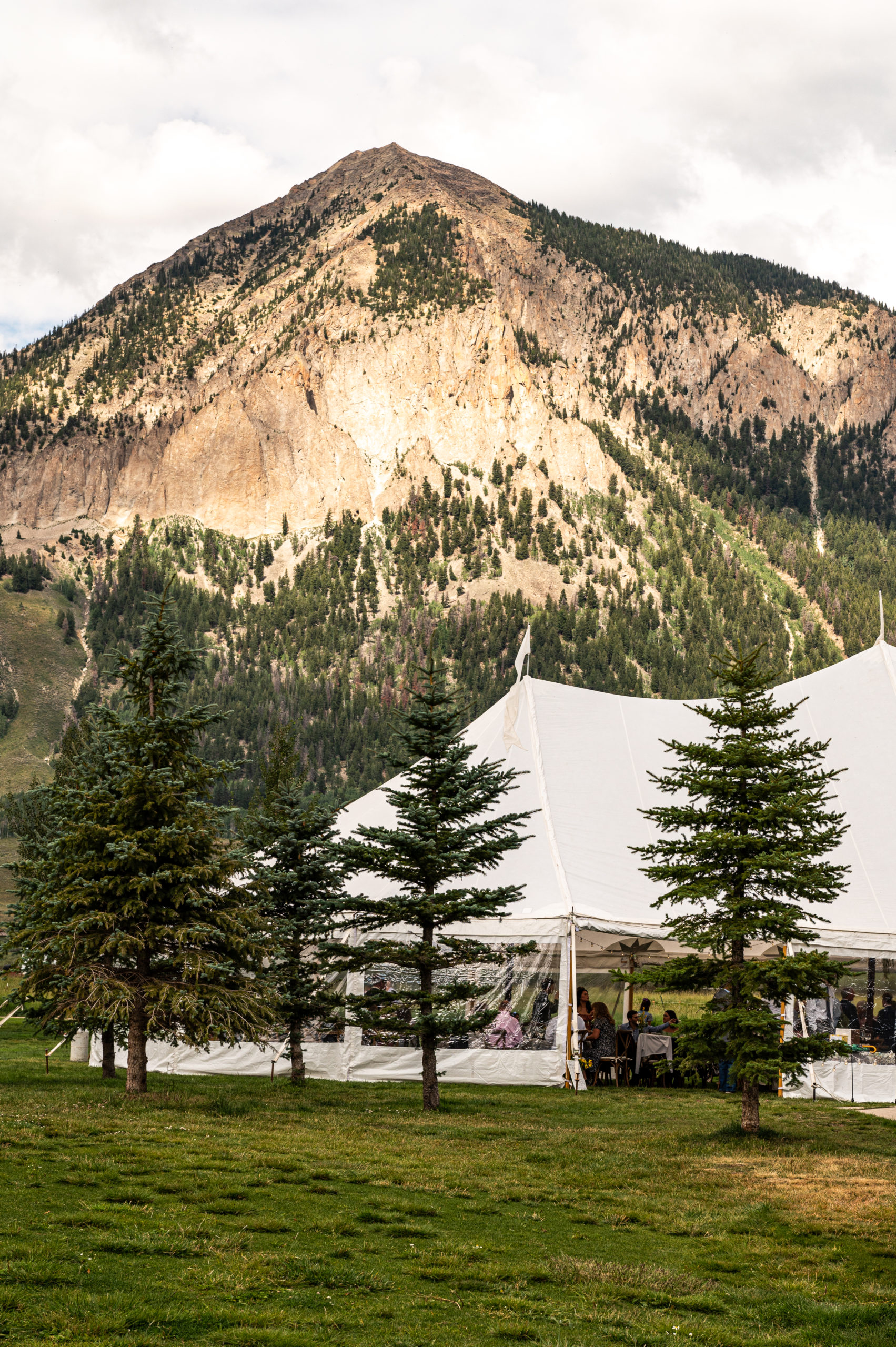 Best Crested Butte Wedding Venues - photographyinthemountains.com